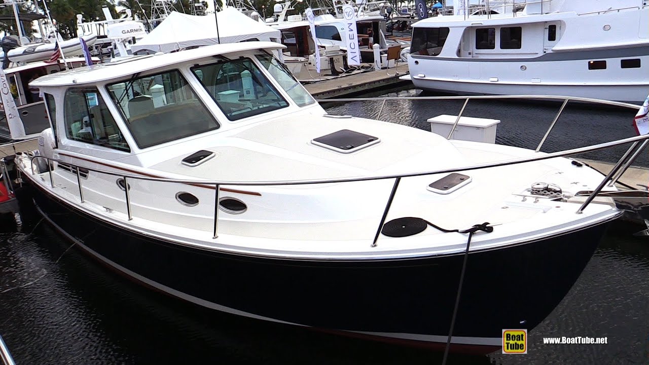 2022 Black Cove 390 Cruiser Yacht - Walkaround Tour - 2021 FLIBS - YouTube