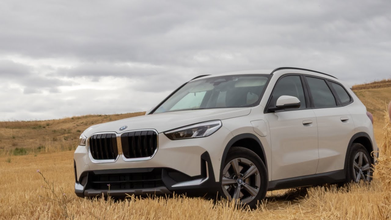 BMW X1 xDrive25e (U11). The best car that will suit everyone! - YouTube