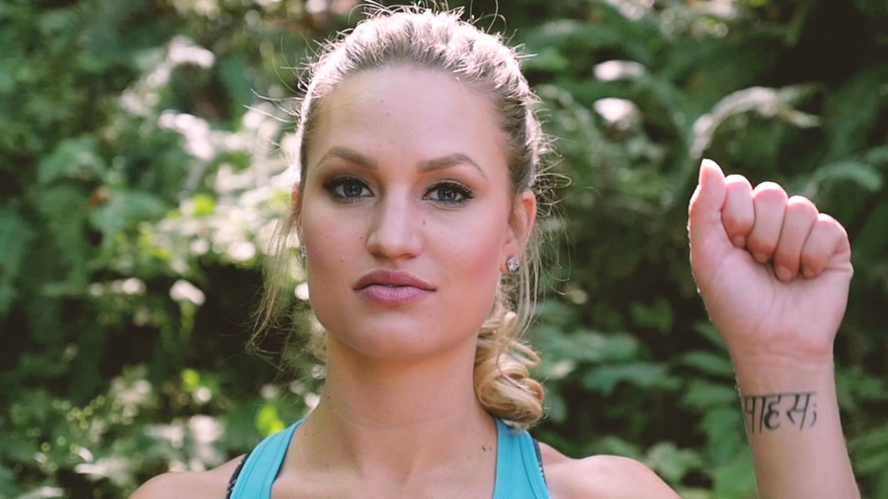 Stephanie Rowden's Instagram, Twitter & Facebook on IDCrawl