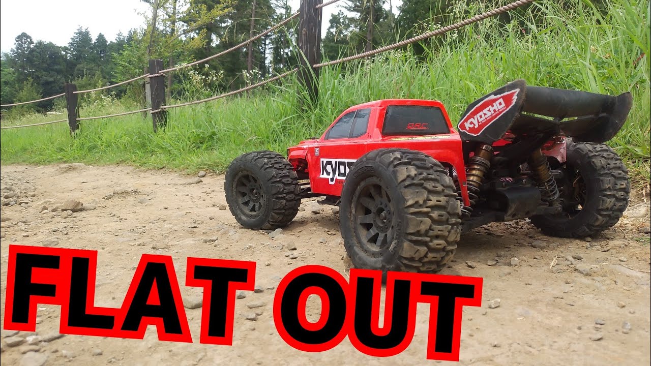 RC Car BASH in playground 50mph - YouTube