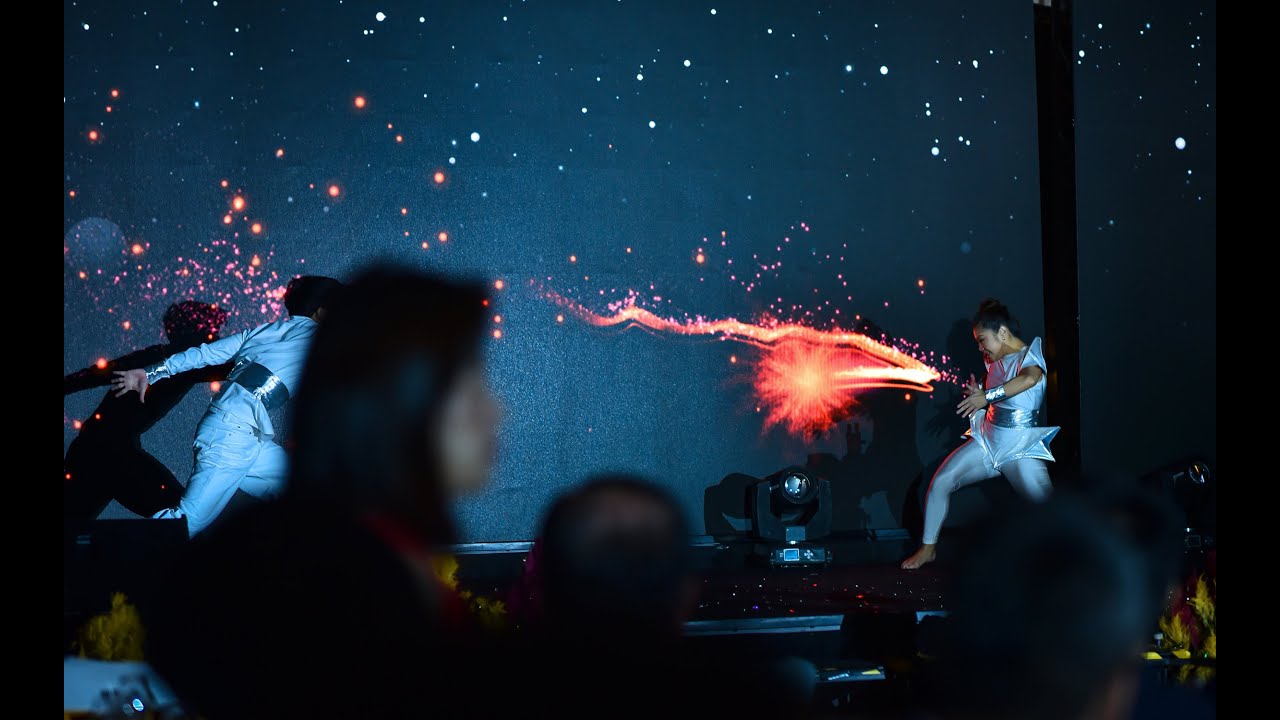 Star Video mapping video INTERACTION DANCE BY LE SHOW BOUTIQUE - YouTube