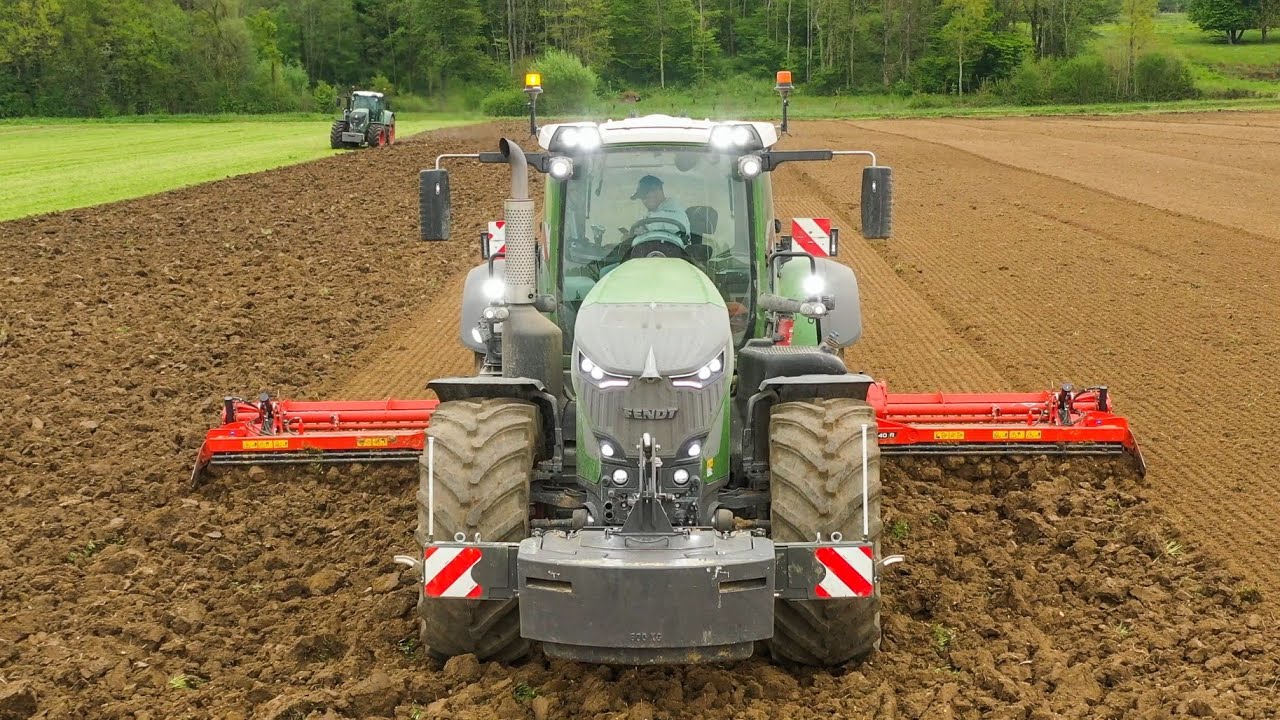 SOUND OF A 8M rotary press - FENDT 942 Design Line - - YouTube