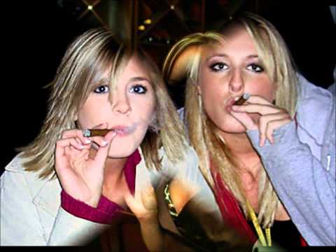 Bellezas Fumadoras 3 \