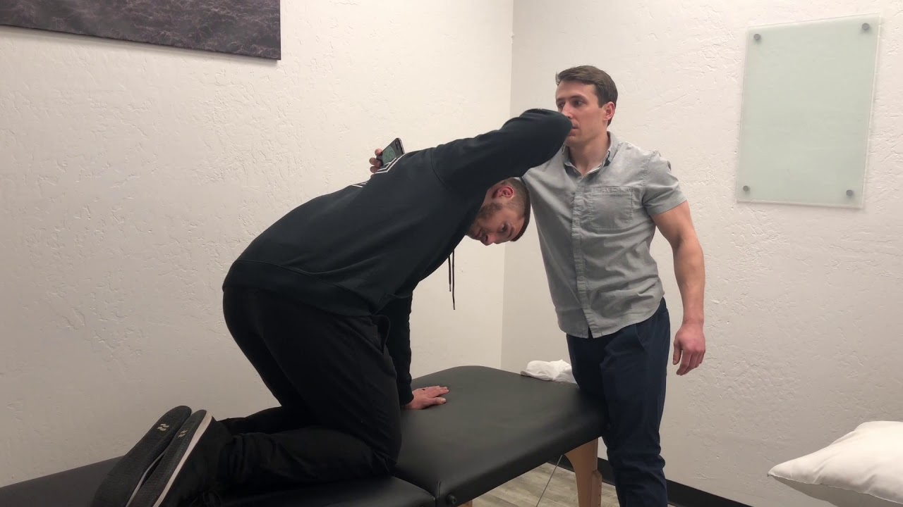 Thoracic Rotation-Extension Test - YouTube