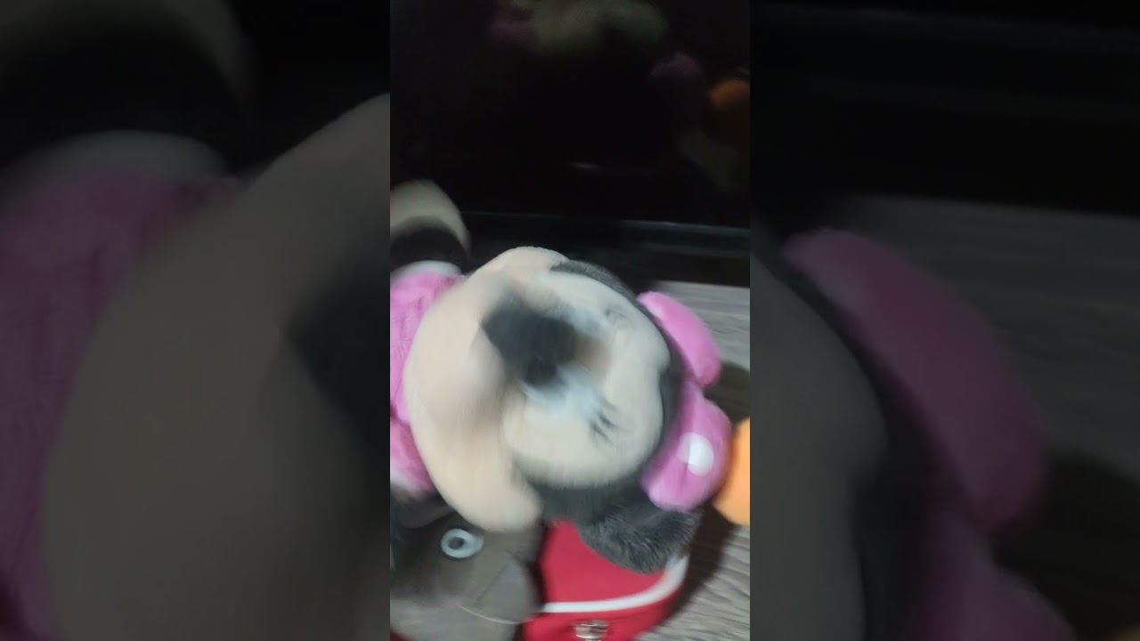 minnie mouse is angry😂🤣 - YouTube