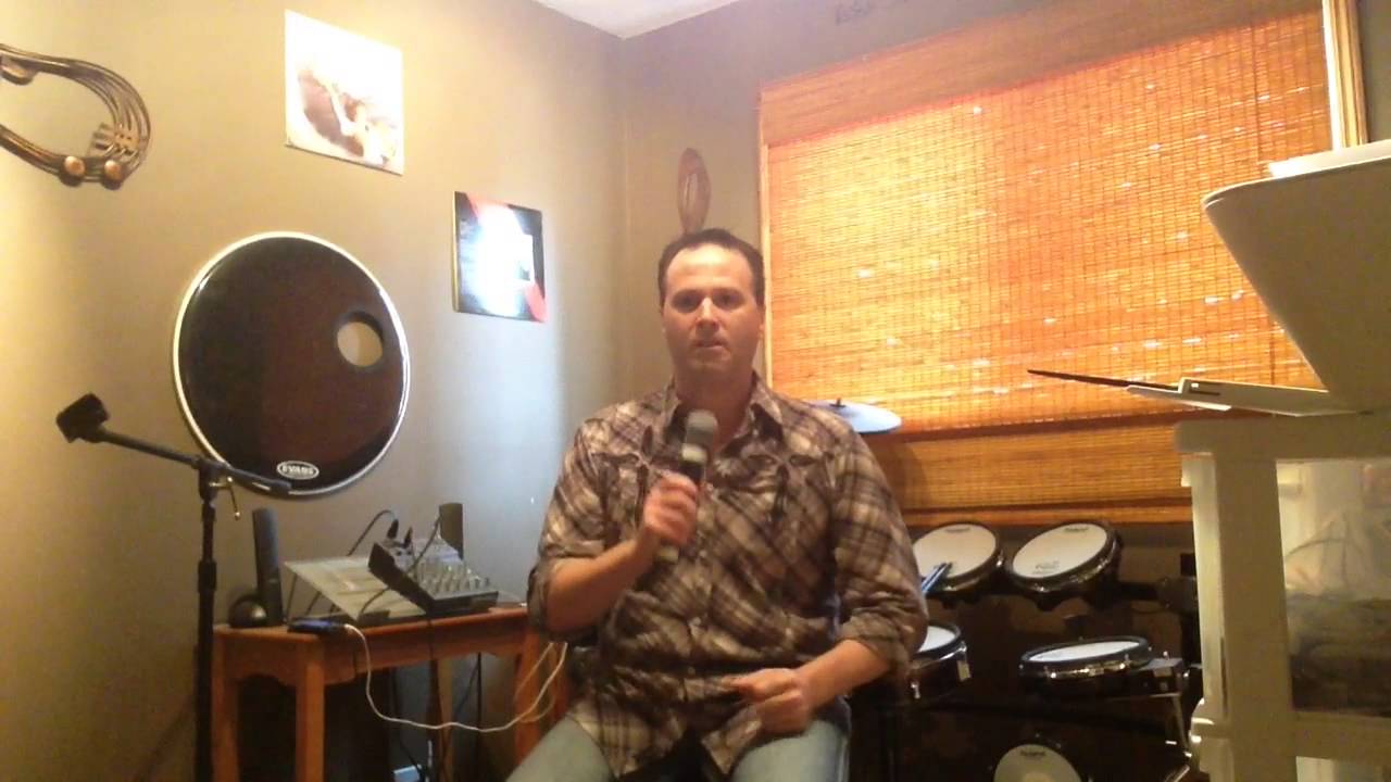 Ron Samson Cover. Walking in Memphis Marc Cohn - YouTube