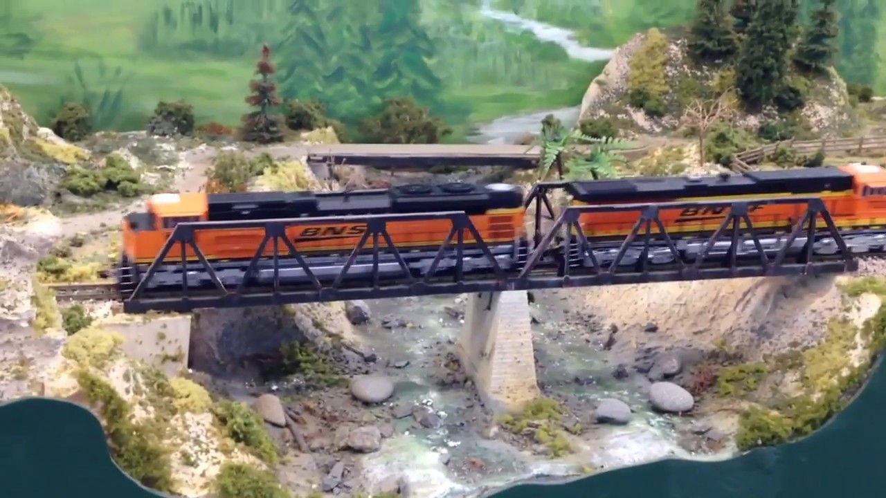 RailX Model Train Show 2017 - YouTube