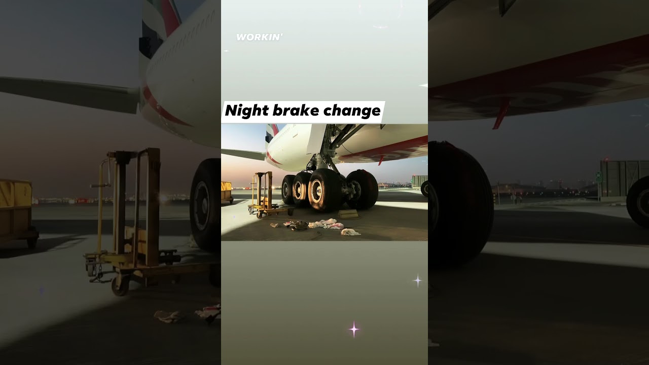 Boeing 777-300 brake change - YouTube