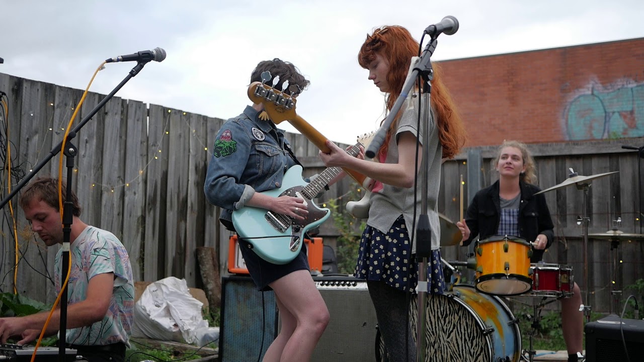 Slag Queens, 1, live at the clapped out trout, Hobart, 21.1.2018 - YouTube