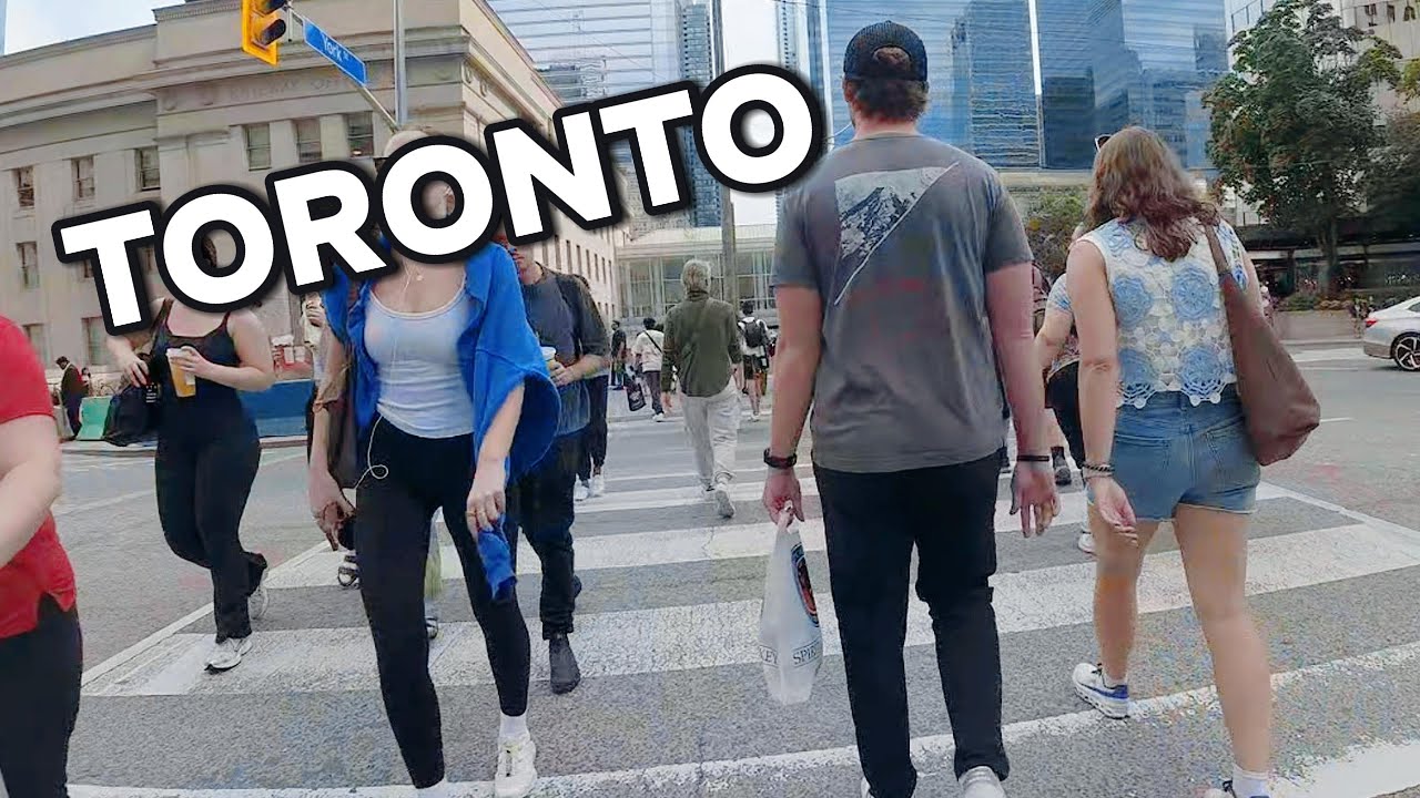 🇨🇦 Busy Downtown Toronto Vibe | Walk Tour King West and Union Station ...