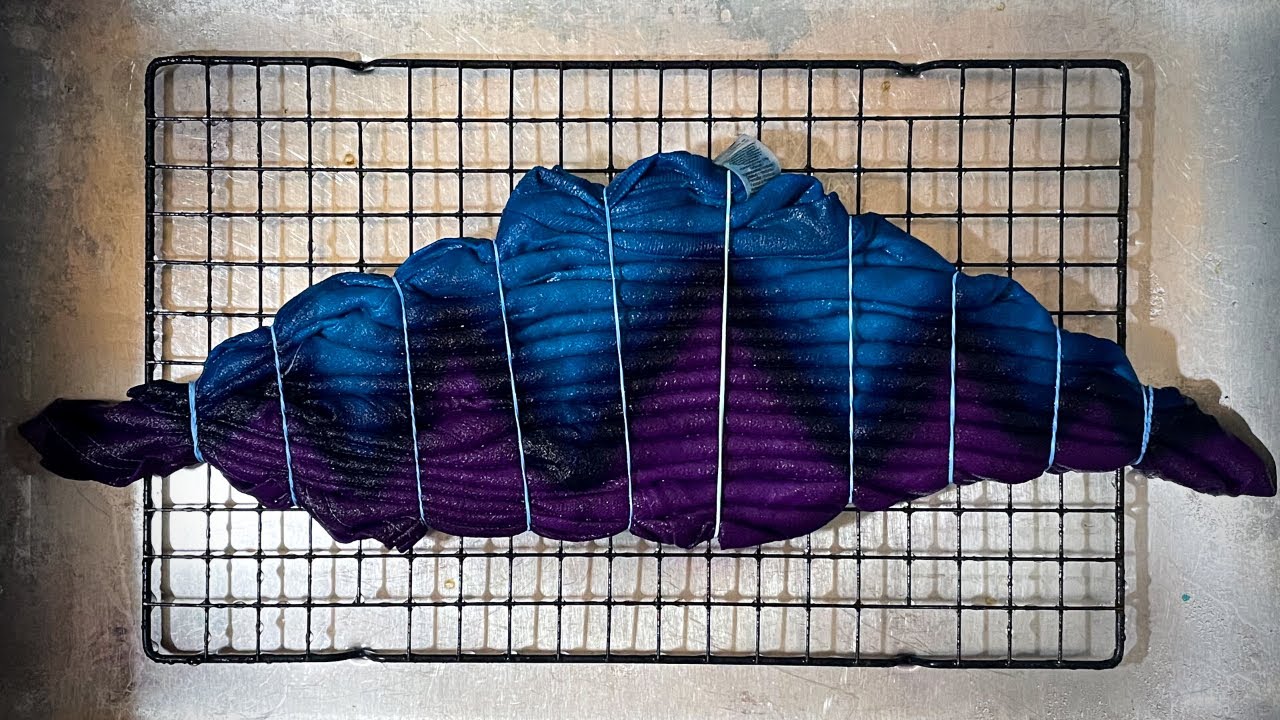 How to Tie Dye - Pattern #541 - Experimental Wavy Wig-Wag Tie Dye T ...