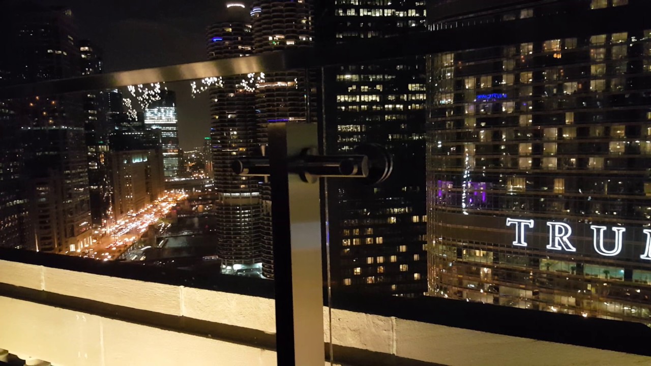 Trump tower on election night - YouTube