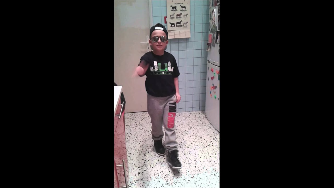 Jul petit jul - YouTube