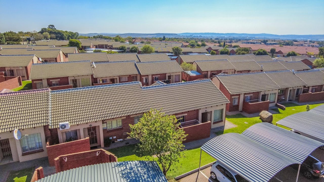 3 Bedroom For Sale | Monavoni - YouTube