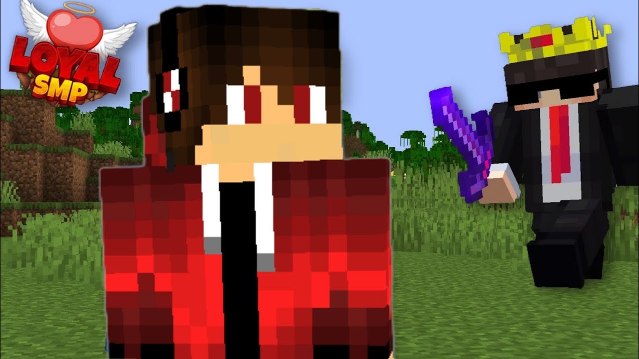 I joined a Minecraft random SMP server.... - YouTube