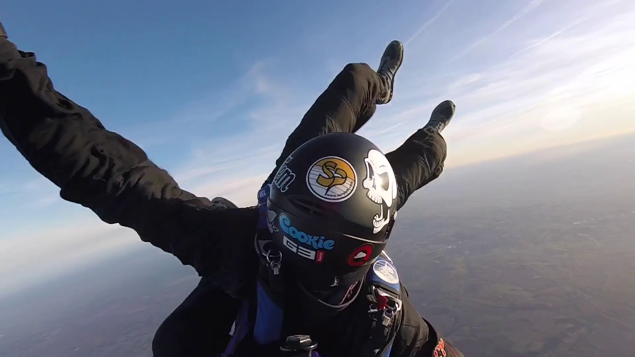 Best Skydive train held to 5K, Langar skydive. Fun jump, freefly. - YouTube