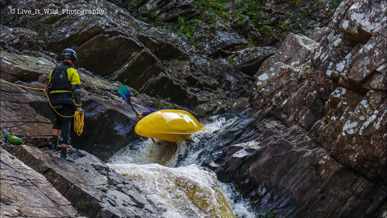 The river Meig kayaking - YouTube