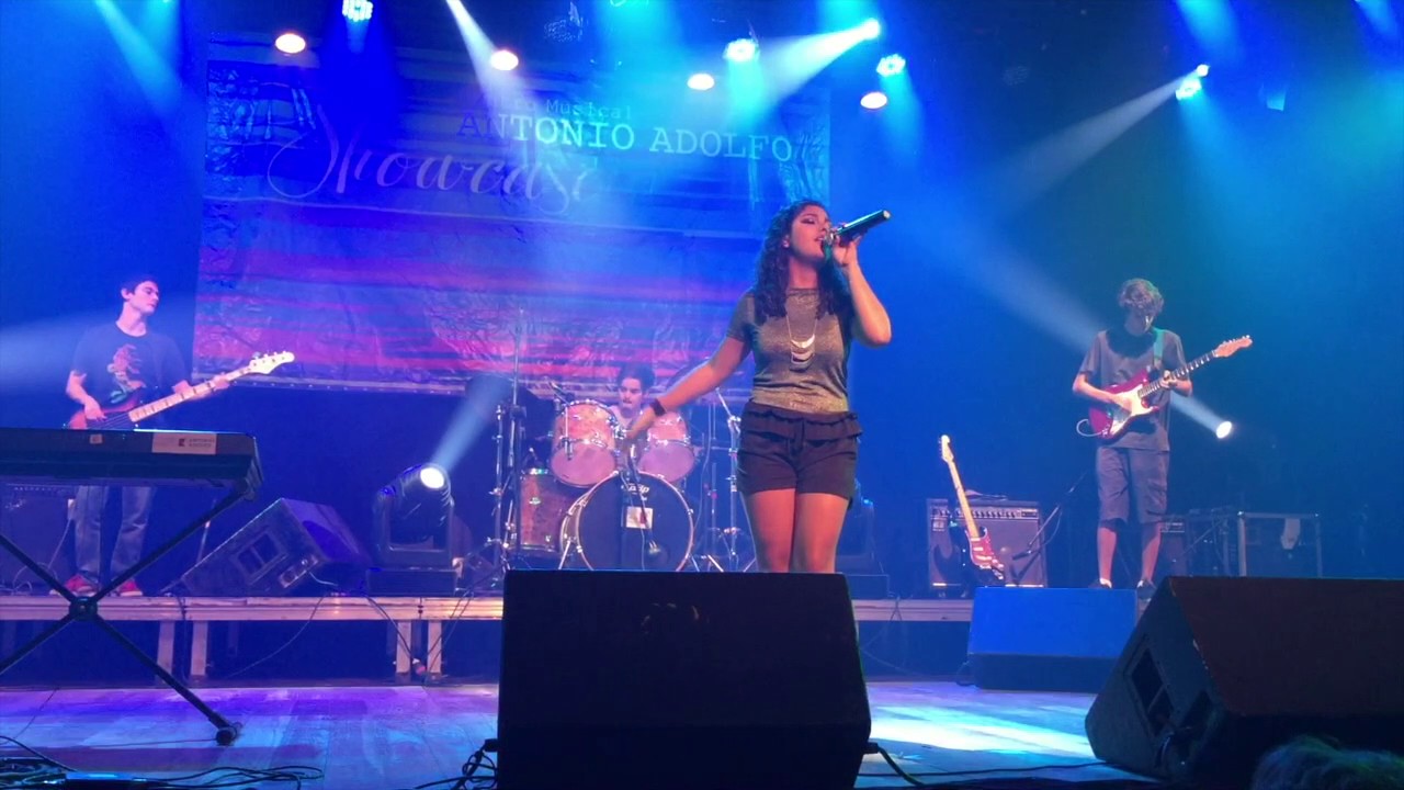 I Will Survive (Gloria Gaynor) - Alice Macedo - YouTube