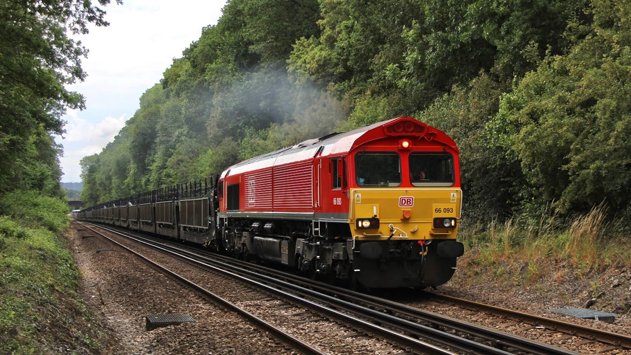 DB Cargo 66093 storms through Kemsing working 6X11 - 10/7/23 - YouTube