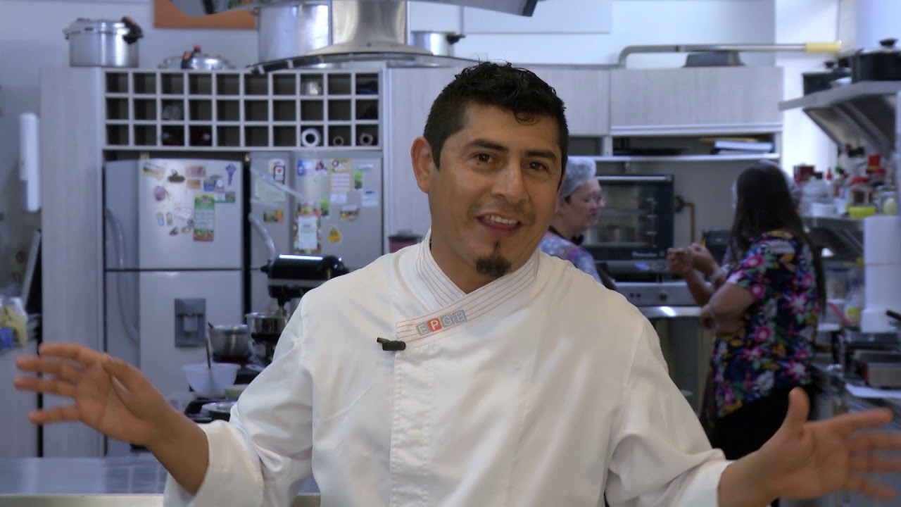 ¿Qué piensa de Medellín el chef y pastelero peruano, Juan Carlos López ...