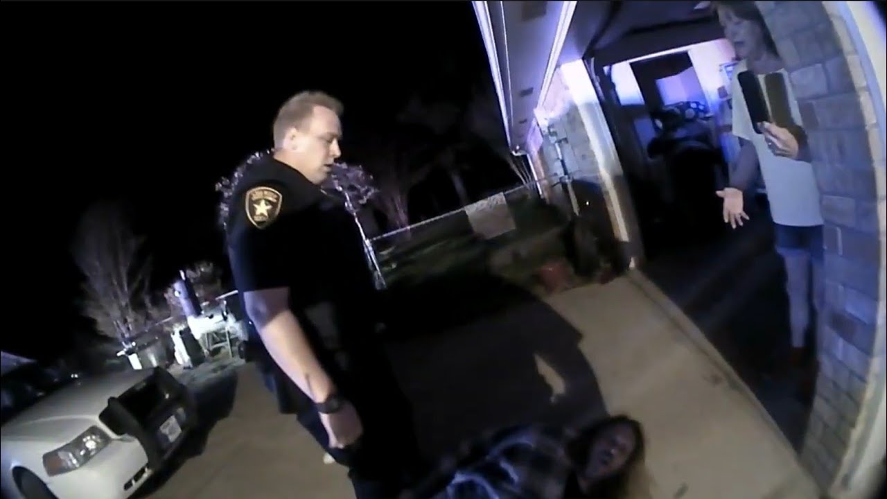 Sovereign Citizen Gets What He Deserves When He Interferes in a Traffic ...