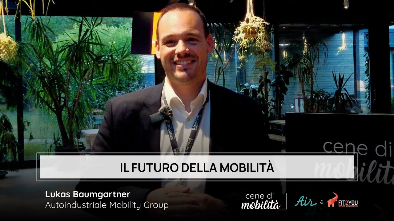 Il futuro della mobilità secondo Lukas Baumgartner - YouTube