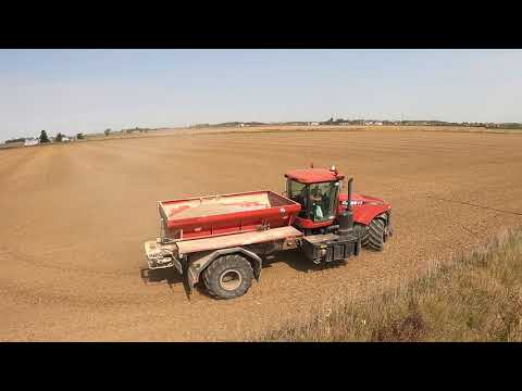 CASE IH 3030 Titan™ Floater - Spreading - Lenawee County - Michigan ...