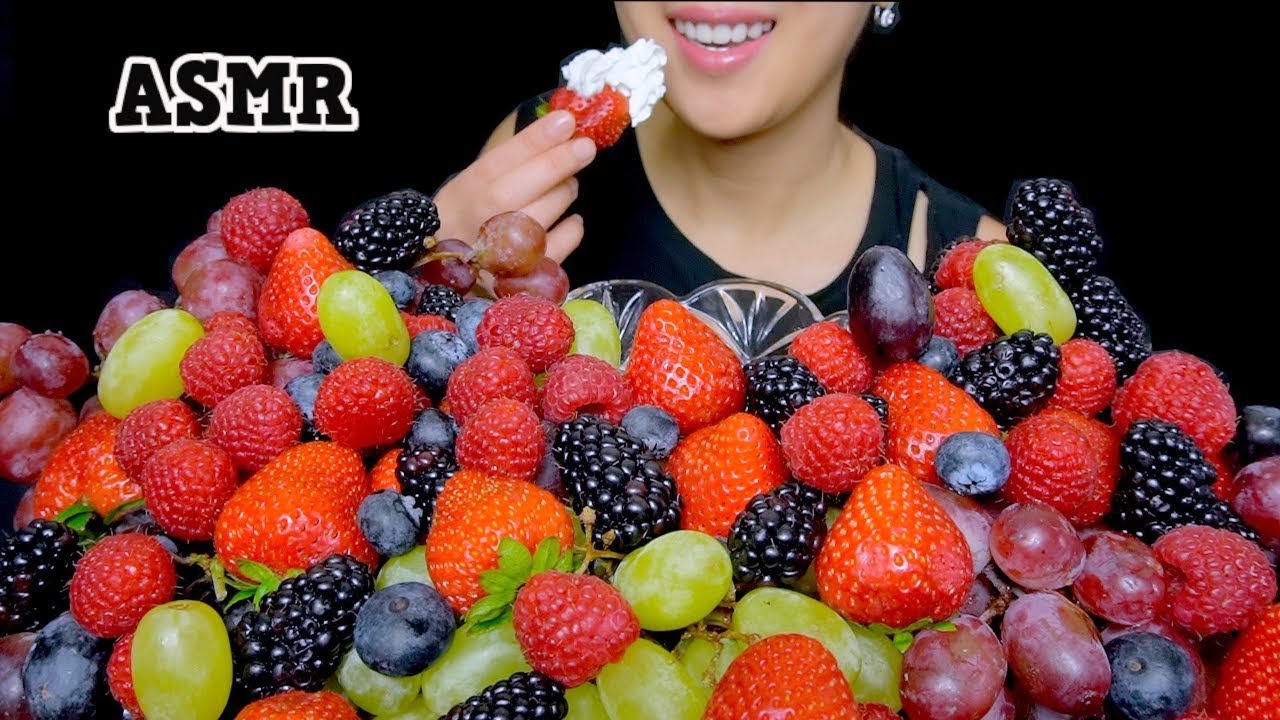 HEALTHY EATING ASMR: FRUIT PLATTER ASMR (Strawberries, Blueberries ...