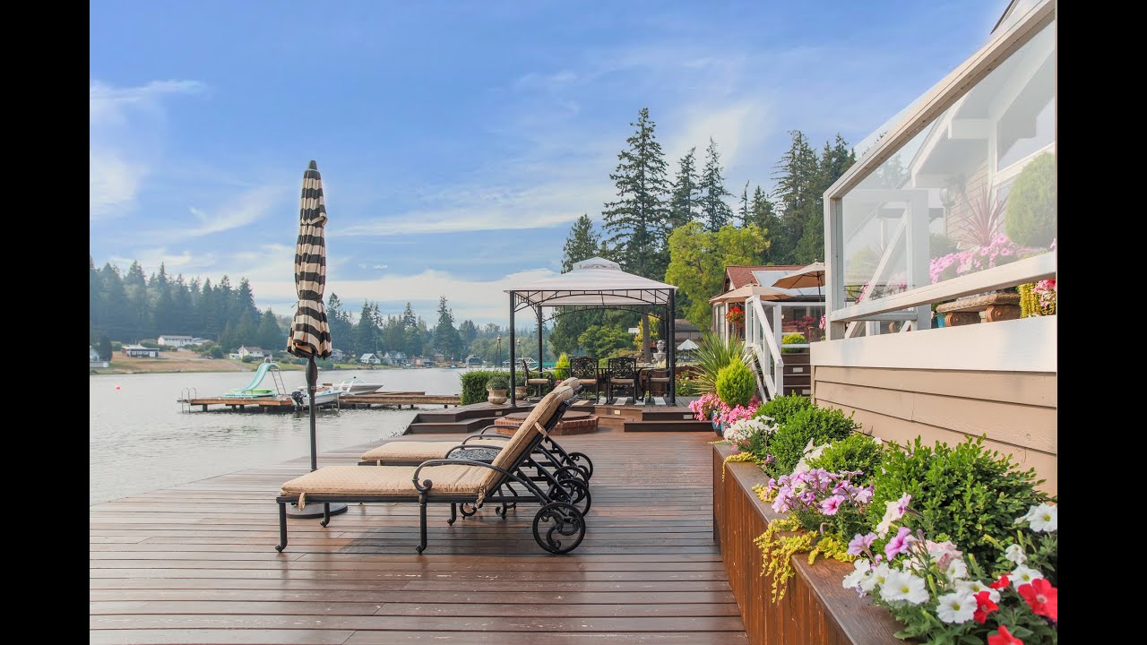 Beautiful Serene Lake Front Living - YouTube
