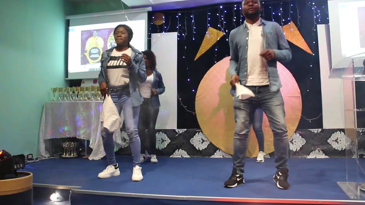 Best dance ever, enjoy the moment - YouTube