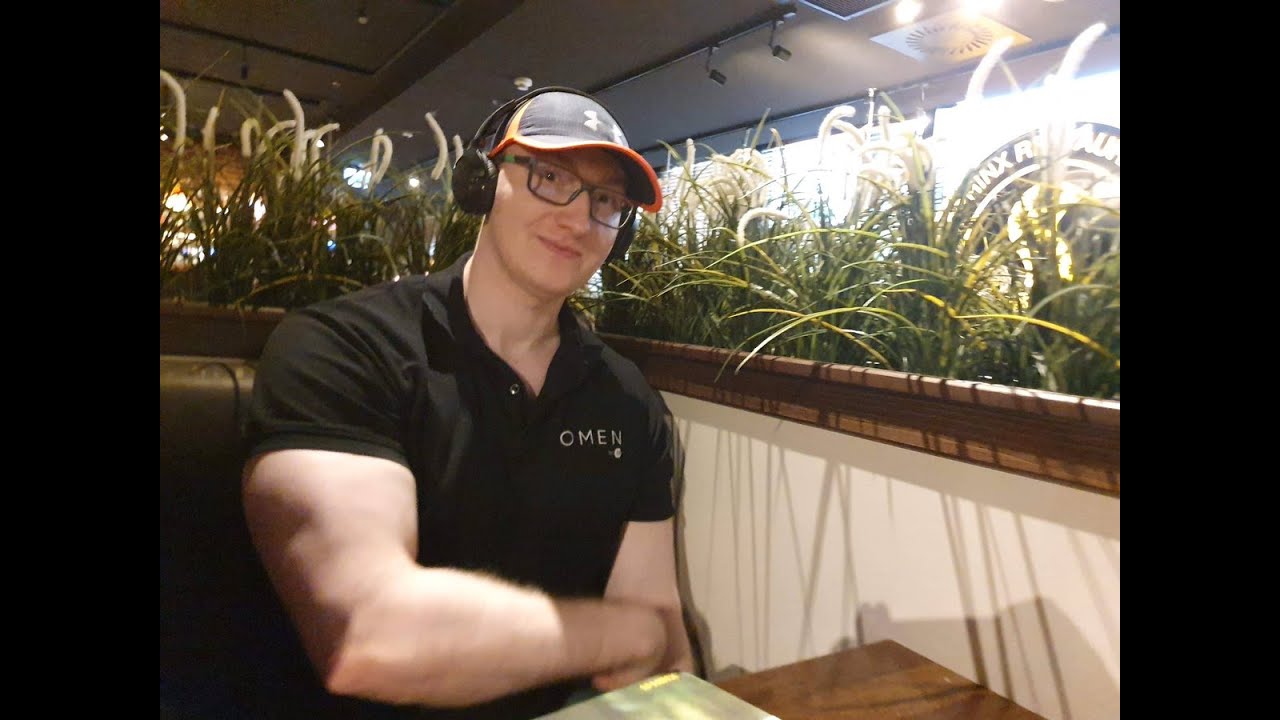 Adam Małysz 102 metry - YouTube