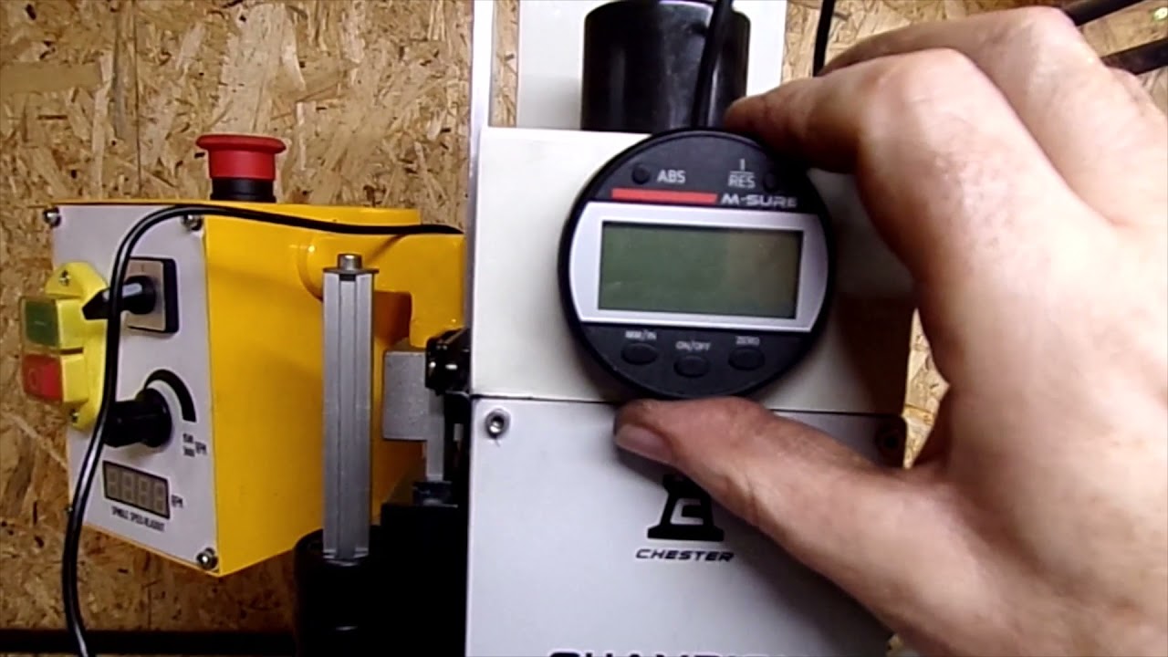 Mini Mill Quill DRO Budget Upgrade Mod - YouTube