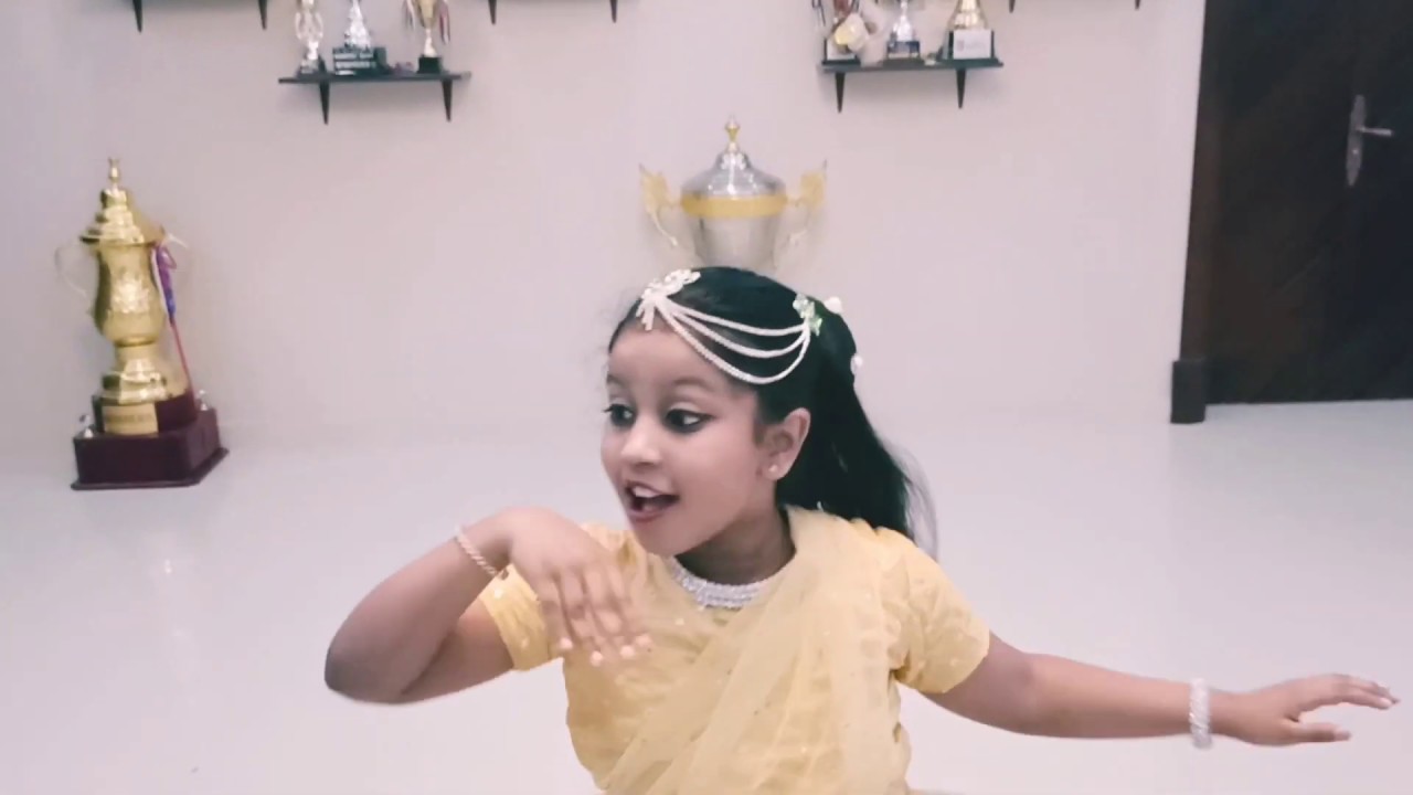 Rocking dance💃 - YouTube