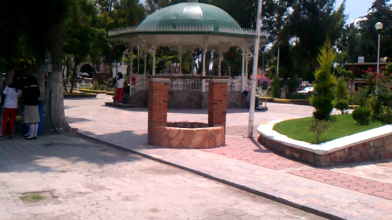 la bruja del pozo - YouTube