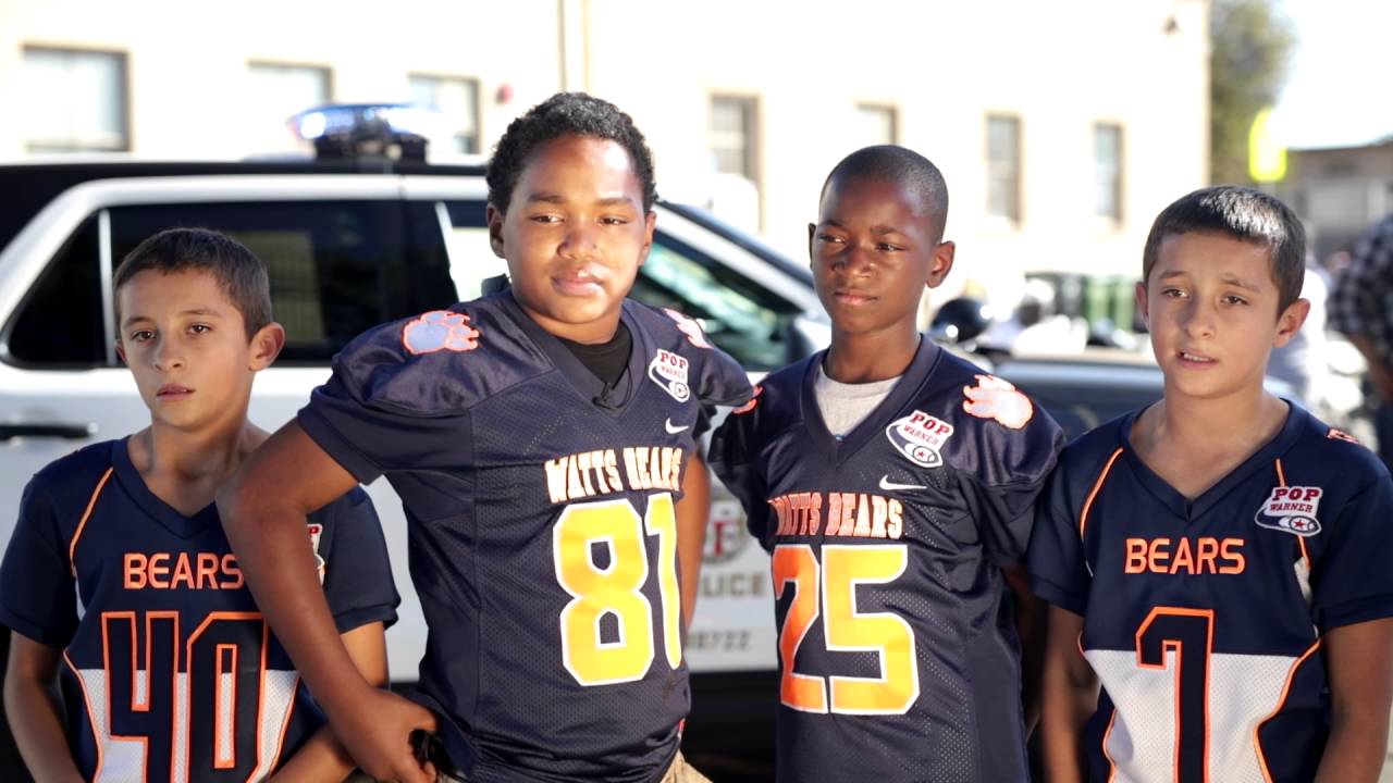 Watts Bears: LAPD Southeast Division Officers help coach youth on and ...