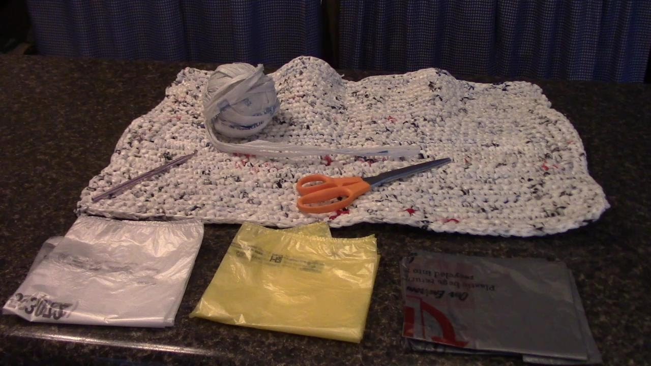 Making Plarn Plastic Yarn - YouTube