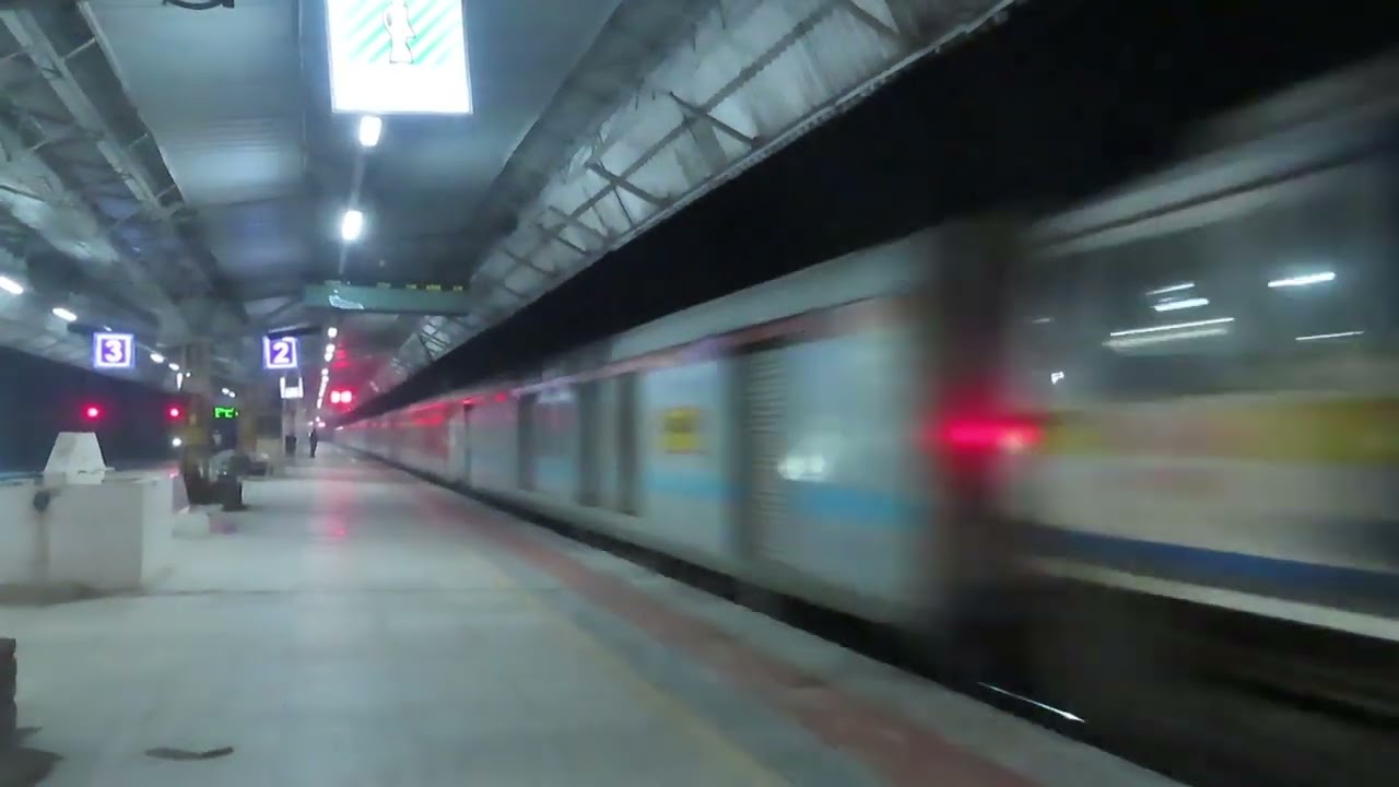 WDP4D breaks the Silence at Deserted Kelve Road with Rajdhani Express ...