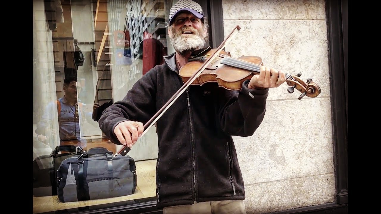 Magnificent Fiddler on the Street (Montreal, Quebec) - YouTube