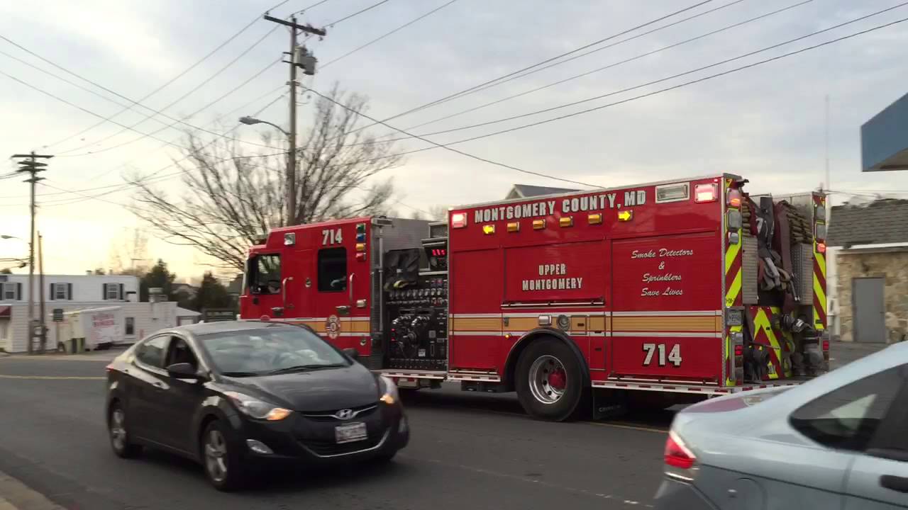 MCFRS Paramedic Engine 714 responding *Powercall & Federal Q* - YouTube