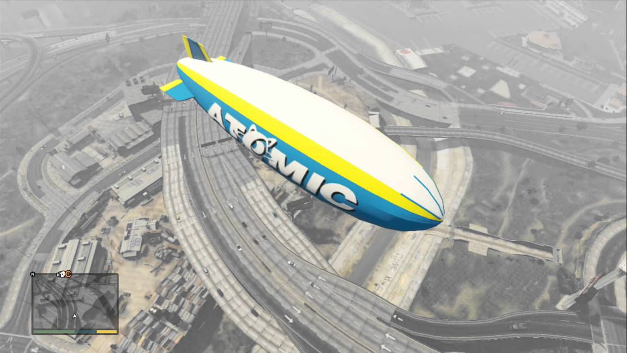 GTA V Atomic Blimp Sightseeing & Crash HD - YouTube