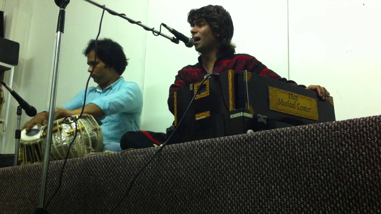 Mohsin Shaukat Ali (Mehfil in London) - YouTube