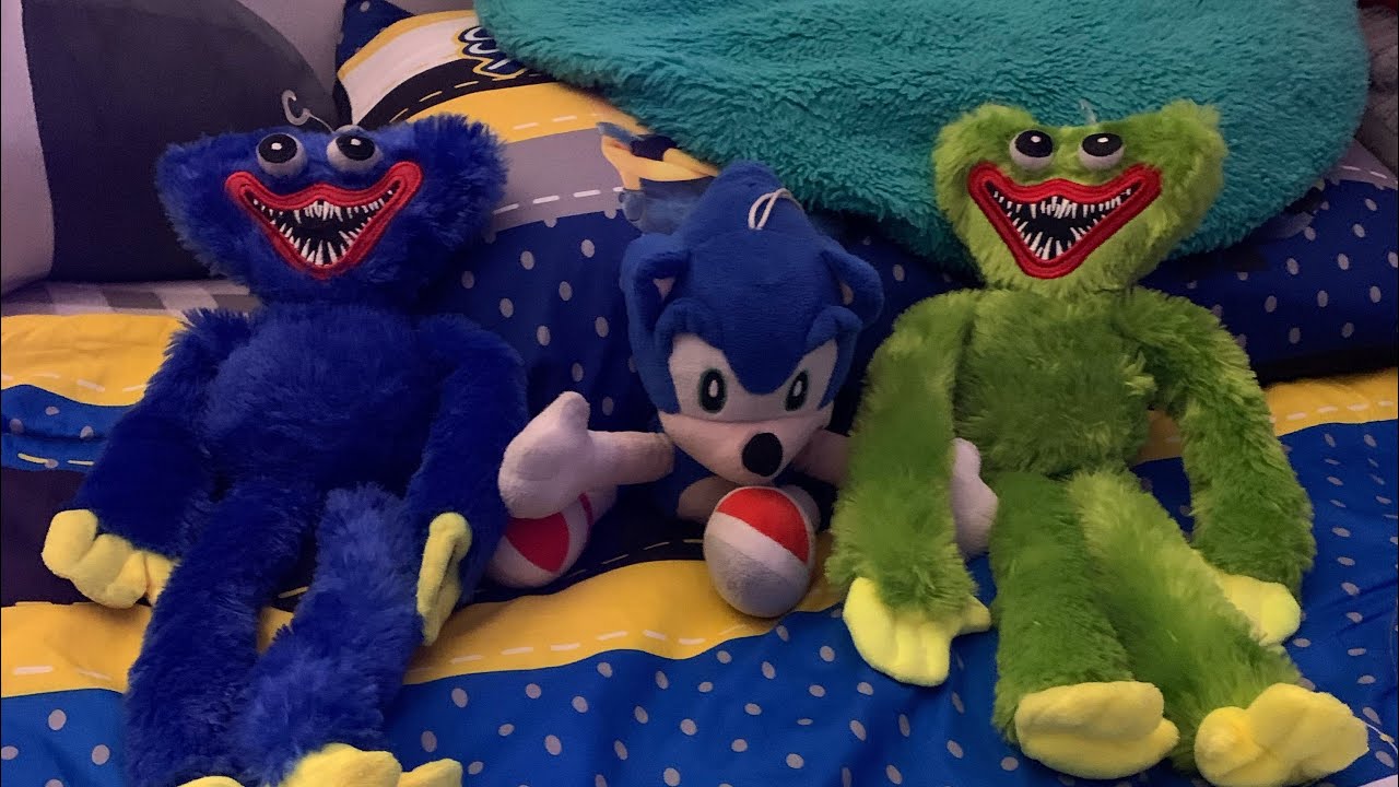 Huggy meets sonic - YouTube