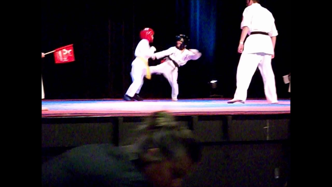 Combats de Jordan Goulet 4 Févrfier 2012 Karaté Kyokushin-kan St-Hubert ...