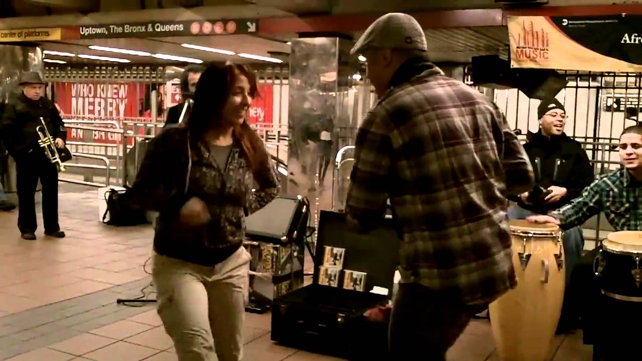 Dancing in a NY Subway Part 2.MOV - YouTube