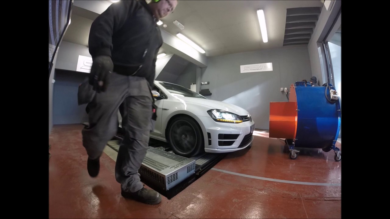 Autostadt ie VW Golf Mk7 R - YouTube