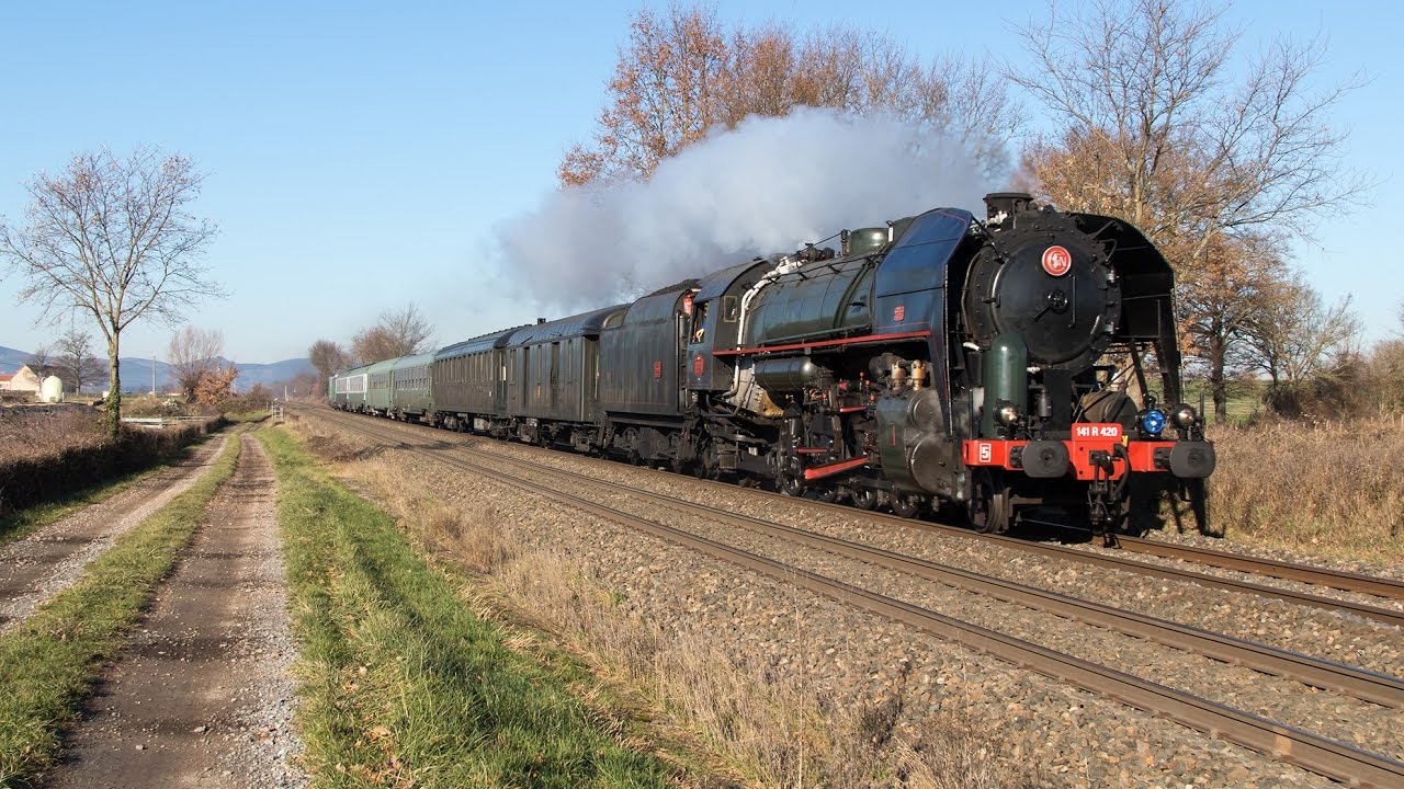 Train à vapeur Clermont-Ferrand - Lyon 141R420 - YouTube