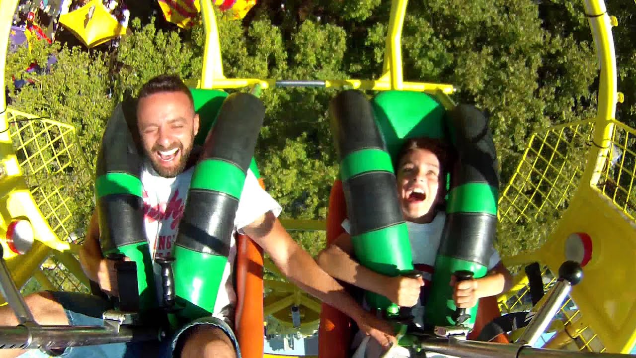 kid faints twice on a slingshot ride, very funny. - YouTube