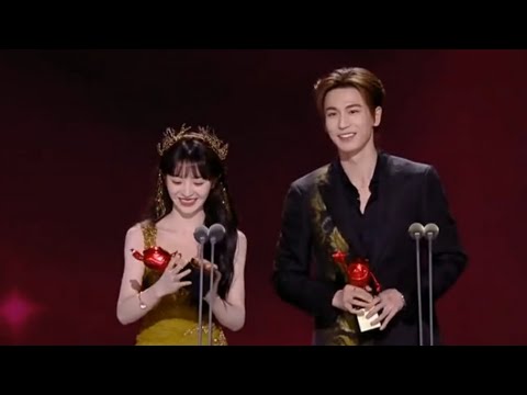 Tian Xiwei and Zhang Linghe won 2023 Youth Leap Actor Award IQIYI Scream Night #田曦薇 #张凌赫 - YouTube