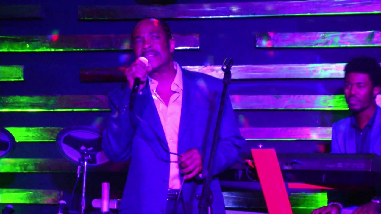 CONCIERTO DE RUDY LEWIS - YouTube