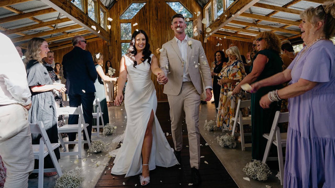 The Piggott's | Teaser - YouTube